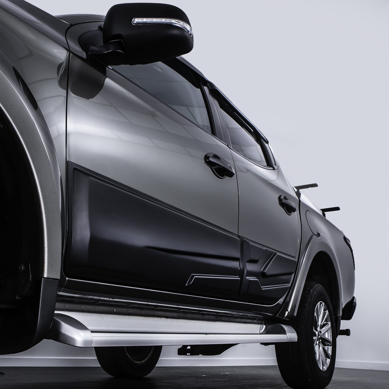 Mitsubishi L200 Triton 15-23 Large Matte Black Body Cladding Door Kit | TTM