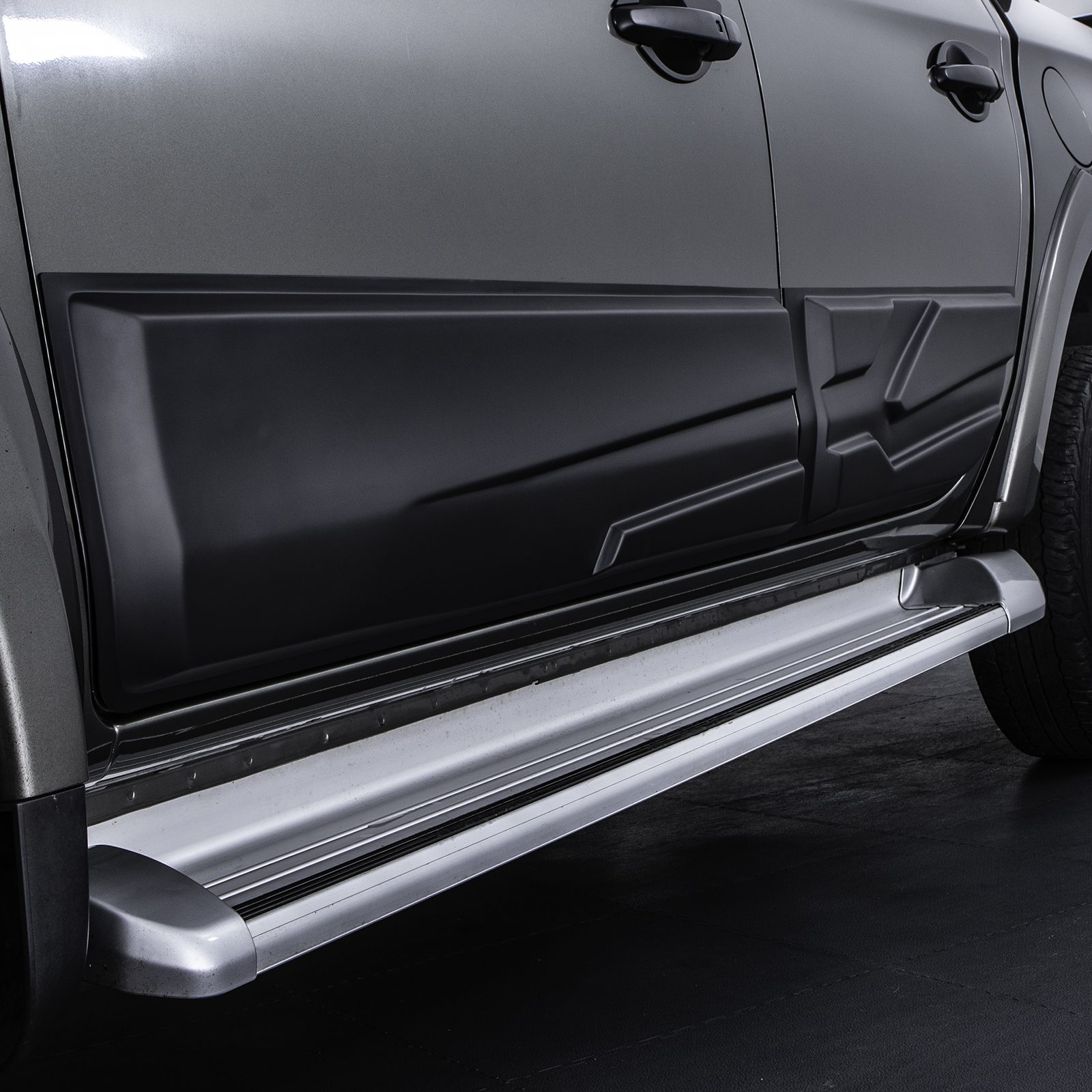 Mitsubishi L200 Triton 15-23 Large Matte Black Body Cladding Door Kit | TTM